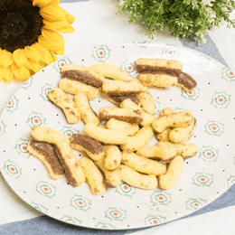 CROWN CORN CHO Hazelnut Choco Flavor, 2.33 Oz | Yami