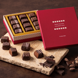 Valentine's Day Fresh Chocolate 12 pieces | Yami