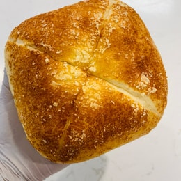 Cheesy Smoked Chicken Bread | Yami